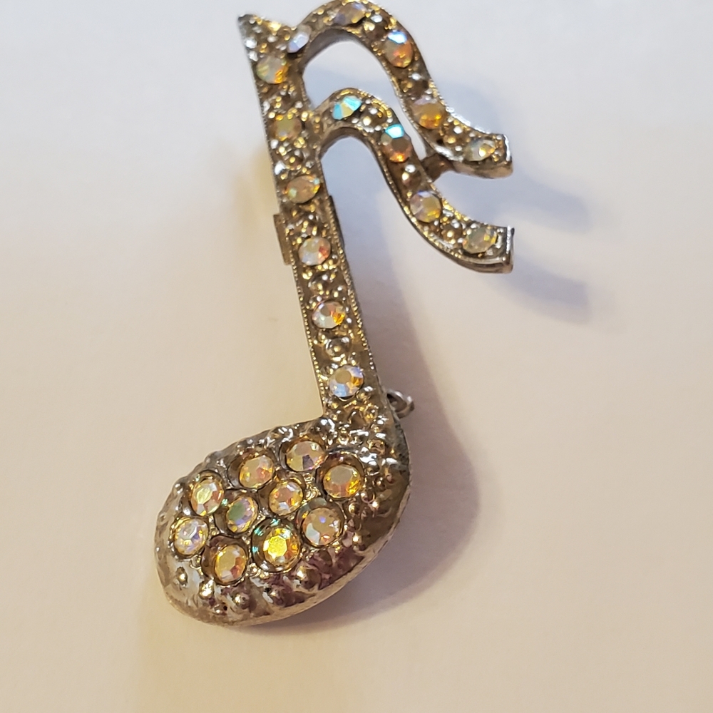 16th Note Musical Symbol Vintage Brooch - Gem
